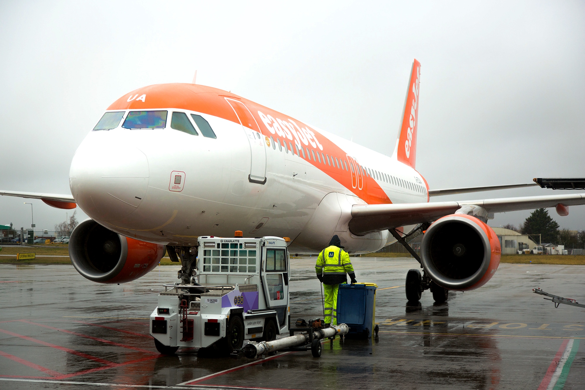 Menzies Aviation secures easyJet contract renewals at 21 European ... Menzies Aviation secures easyJet contract renewals at 21 European ...